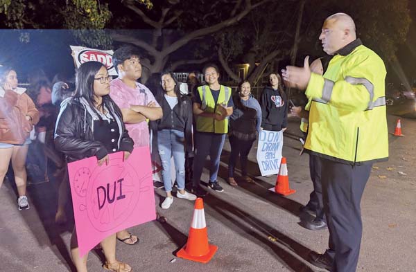 High school students observe police DUI Task Force at work | News ...